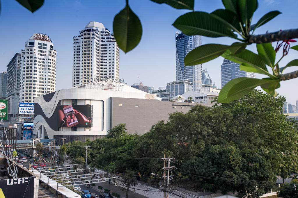 GLUR CENTRAL PRATUNAM HOSTEL BANGKOK - BOOK NOW & SAVE UP TO 15%