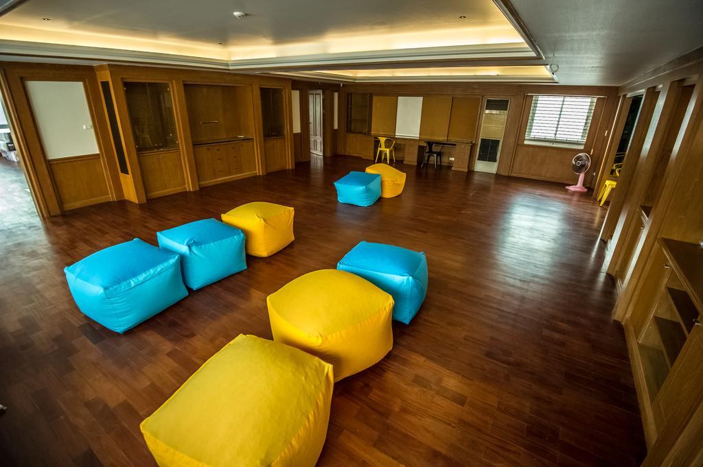 GLUR CENTRAL PRATUNAM HOSTEL BANGKOK - BOOK NOW & SAVE UP TO 15%